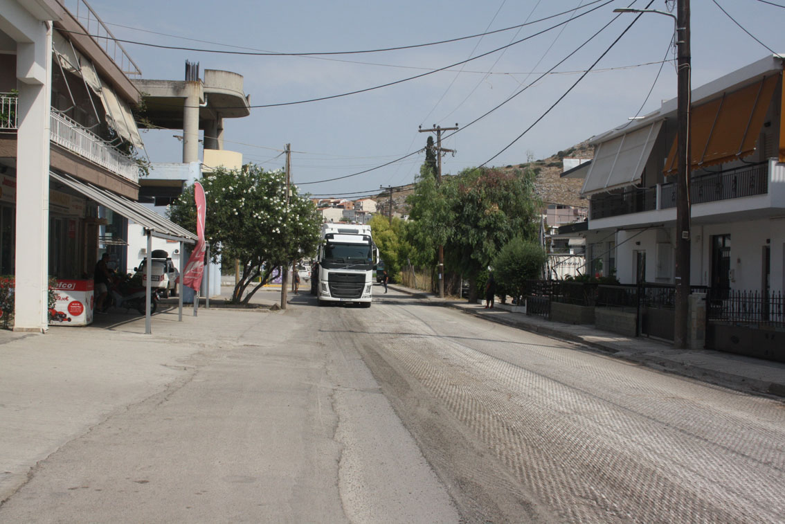 ΧΑΛΚΙΔΑ ΟΔΟΣ ΛΗΛΑΝΤΙΩΝ: Εκλεισε απροειδοποίητα η κεντρική οδός για ...