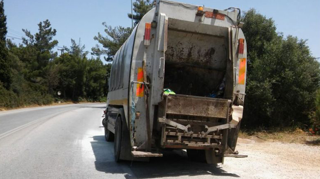 ΑΝΩ ΛΙΟΣΙΑ: Πατέρας μιας κόρης ο 57χρονος οδηγός απορριμματοφόρου που ...