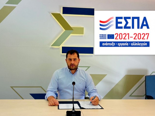 Ο Σπανός παρουσιάζει στο Περιφερειακό Συμβούλιο το πρόγραμμα των ετών ...